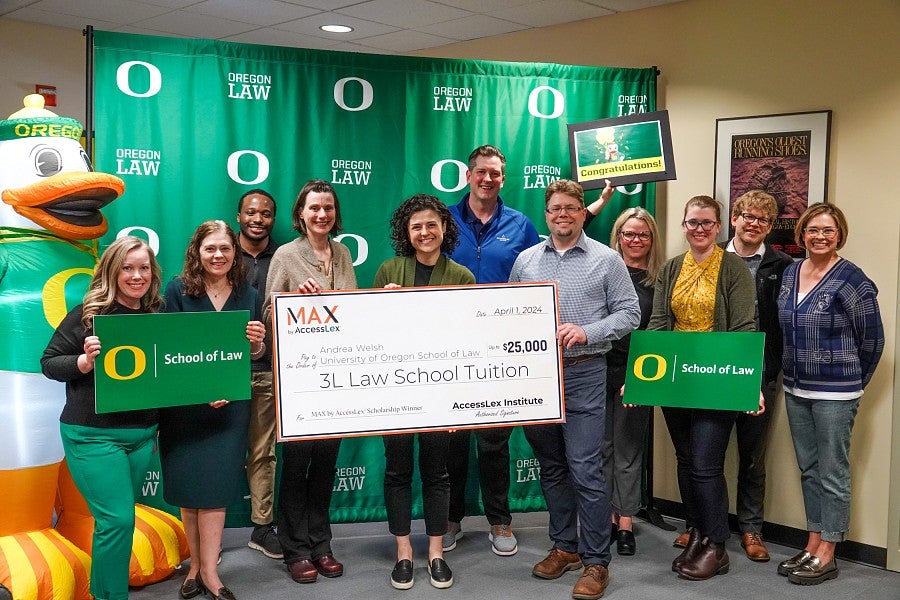 Oregon Law Student Receives $25,000 Scholarship from AccessLex ...